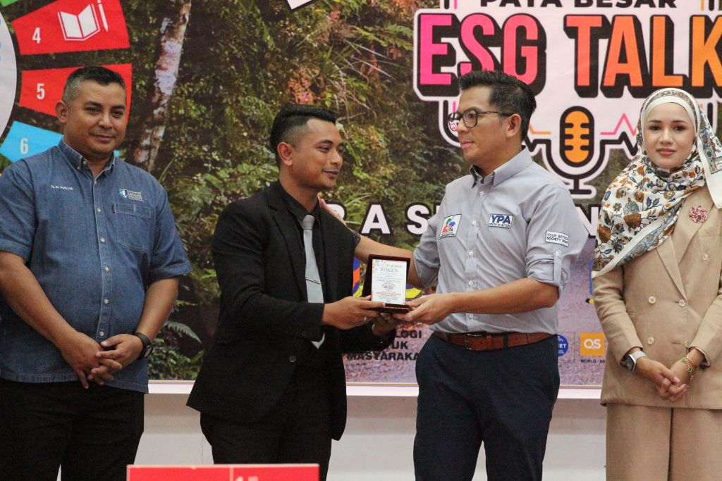 Empowering Voices: Paya Besar ESG Talks 2025 didik pelajar sekolah menengah tentang nilai SDG ...